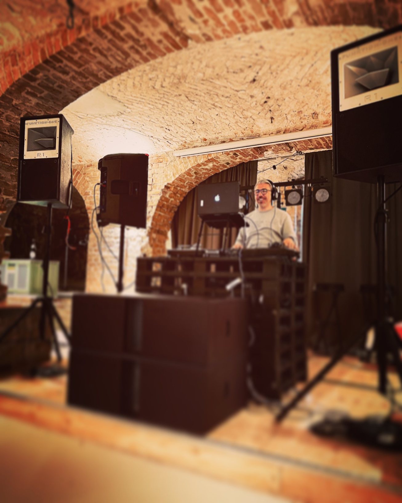 rental - Sweet Audio